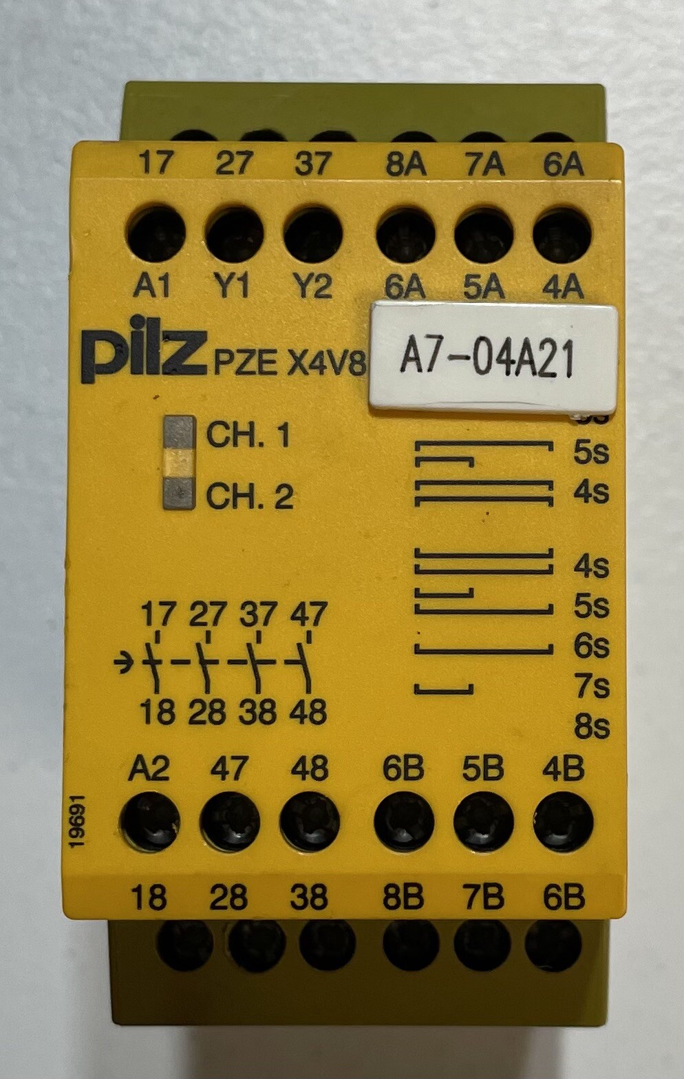 PILZ SAFETY RELAY PZE X4V 8/24VDC 4n/o Used 774584 | eBay