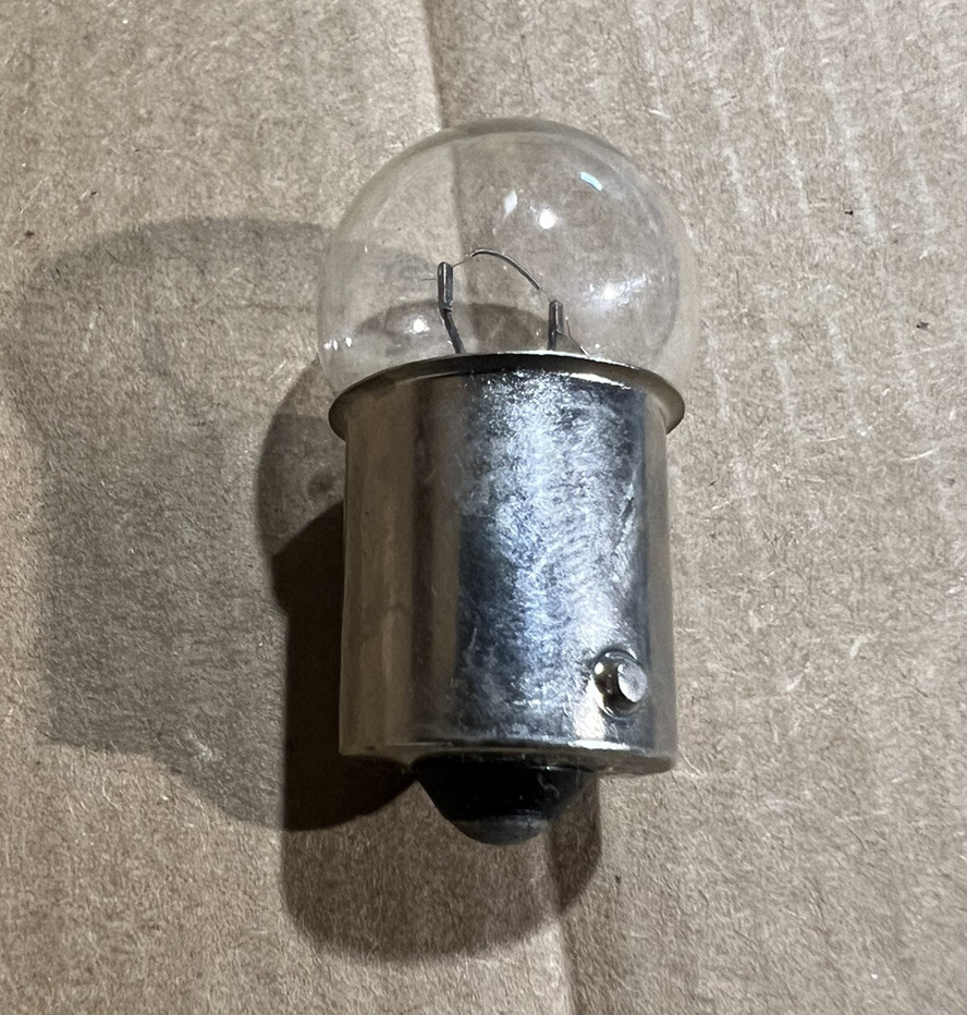 BOX OF 100 Bulbs PRECISION AIRCRAFT LAMP PL89 With NSN 6240-00-143-3159 ...