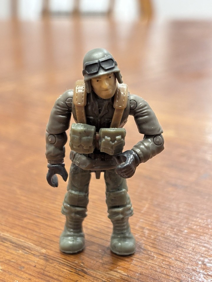 Lot Of 11 Mega Bloks Mini figures - Halo, COD, Knights | eBay