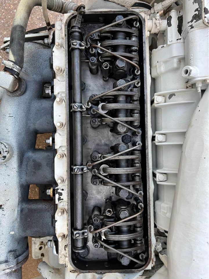 Detroit Diesel 8V71T Marine Diesel Engine 7083-7399 ALLISON M30R 3-1 ...