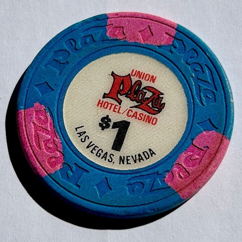 $1 Las Vegas Union PLAZA Vintage Casino Chip Blue/Pink | eBay
