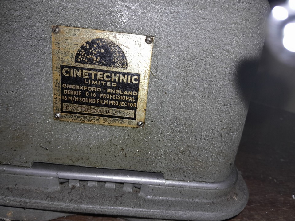Cinetechnic vintage 16mm Sound projector with accessories. | eBay