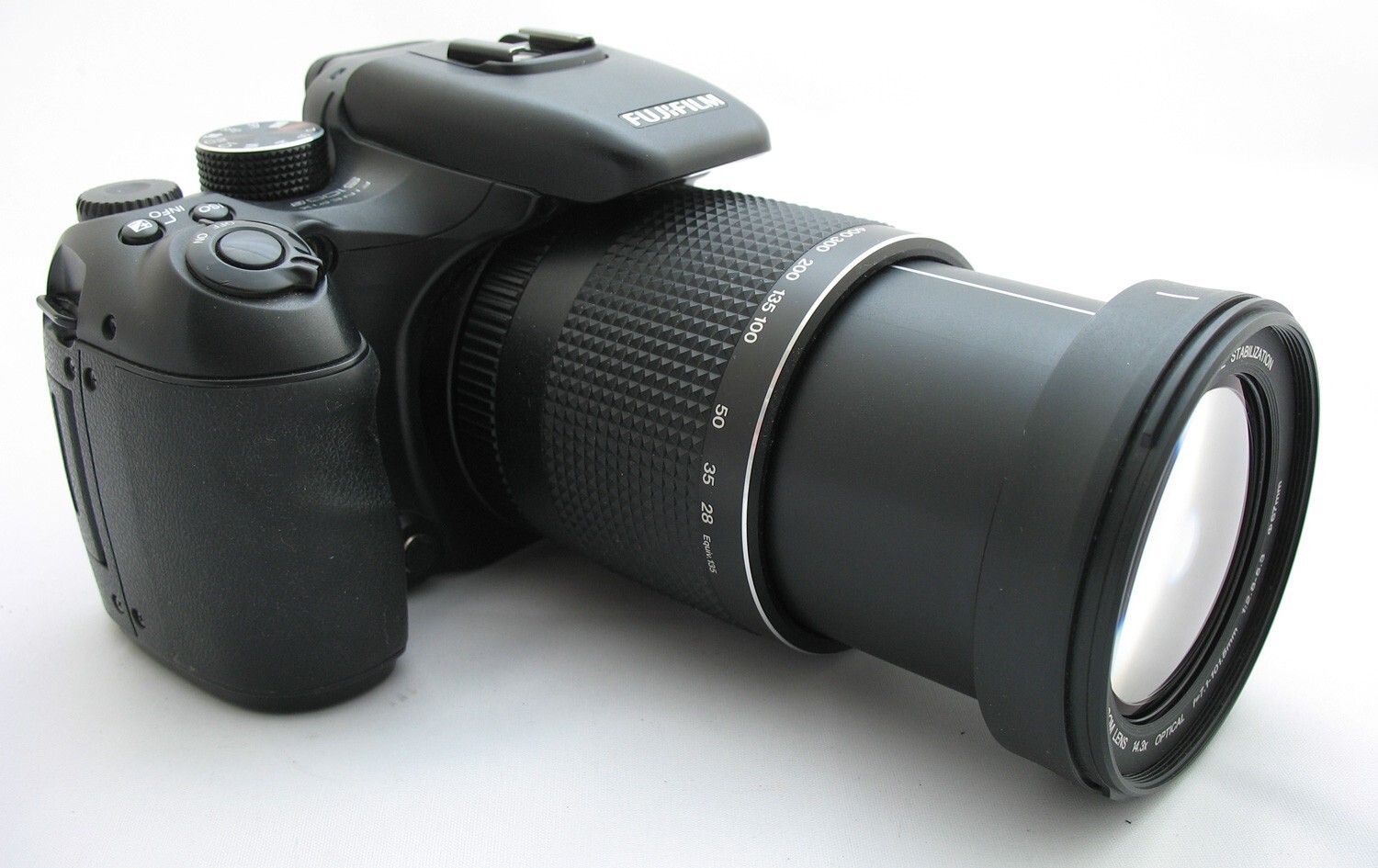 Fuji FinePix S100FS DSLR style Digital Bridge Camera 11MP 14x 28-400mm ...