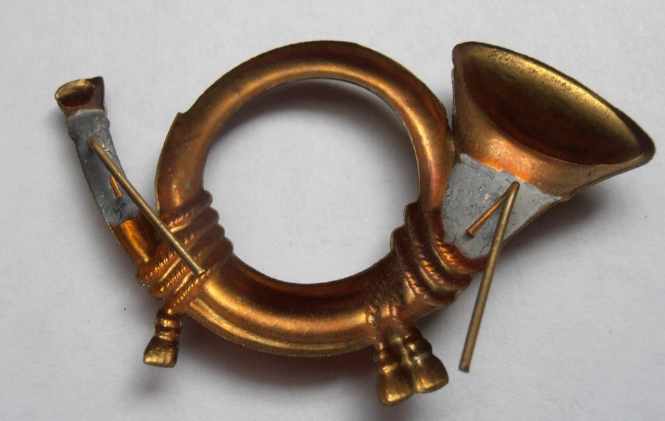 1870’s US Army stamped brass Infantry horn insignia with attaching ...