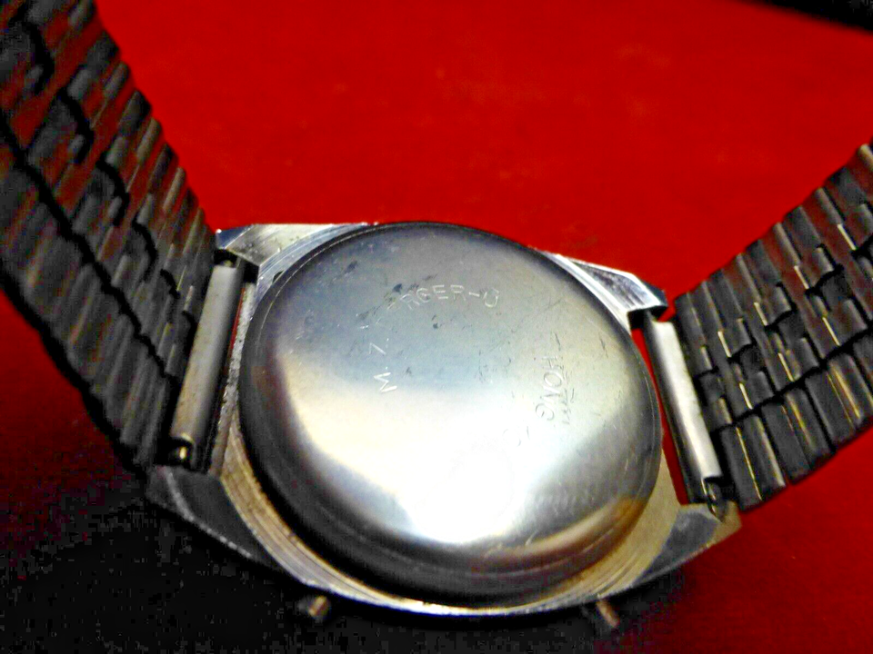 NELSONIC LCD DIGITAL MEN'S Wrist Watch M.Z. BERGER-U HONG KONG VINTAGE ...