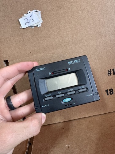 Seiko ST757 Chromatic Guitar Tuner, LCD Screen. Works | eBay