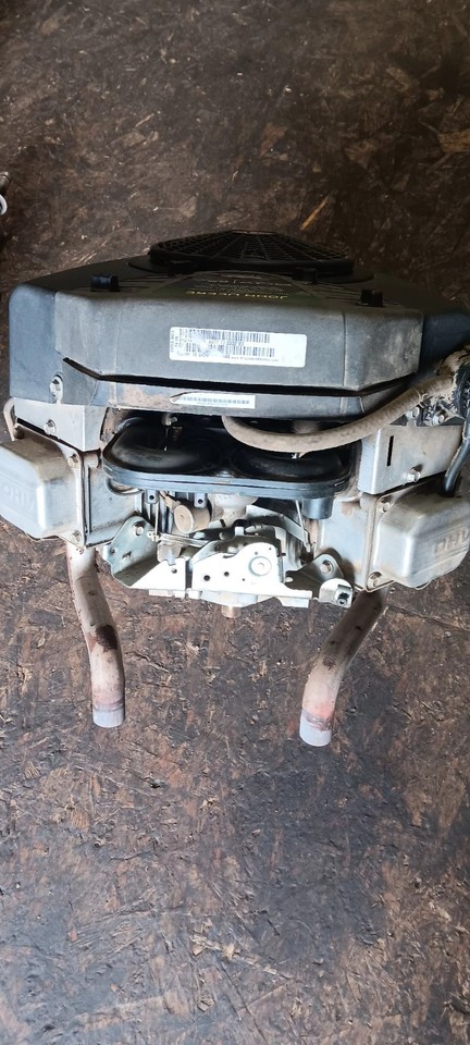 La145 22HP Briggs & Stratton V-Twin Vertical Shaft Engine 407777 | eBay