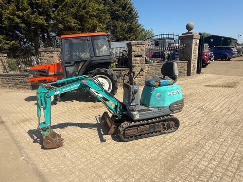 KOMATSU PC02 MINI TRACKED EXCAVATOR 360 MACHINE | eBay UK