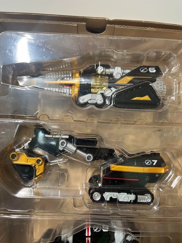 Super Sentai series Gogo Sentai Boukenger DX Black Ultimate DaiBouken ...