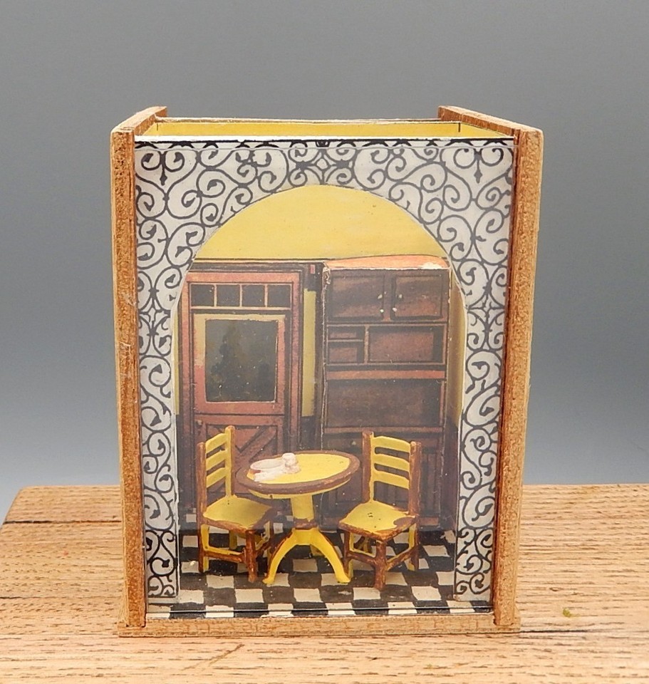 1/4 Scale Braxton Payne New Orleans Roombox Artisan Dollhouse Miniature ...