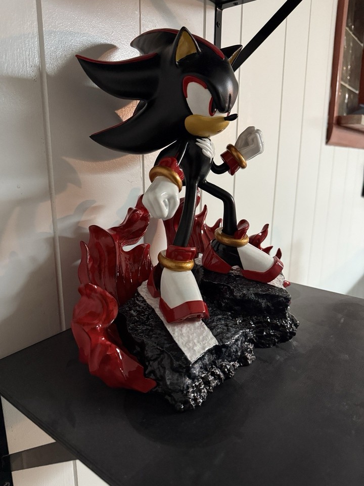 Shadow The hedgehog Statue | eBay