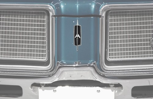 OER Diecast Stoneshield Front Panel Emblem For 1972 Oldsmobile Cutlass ...