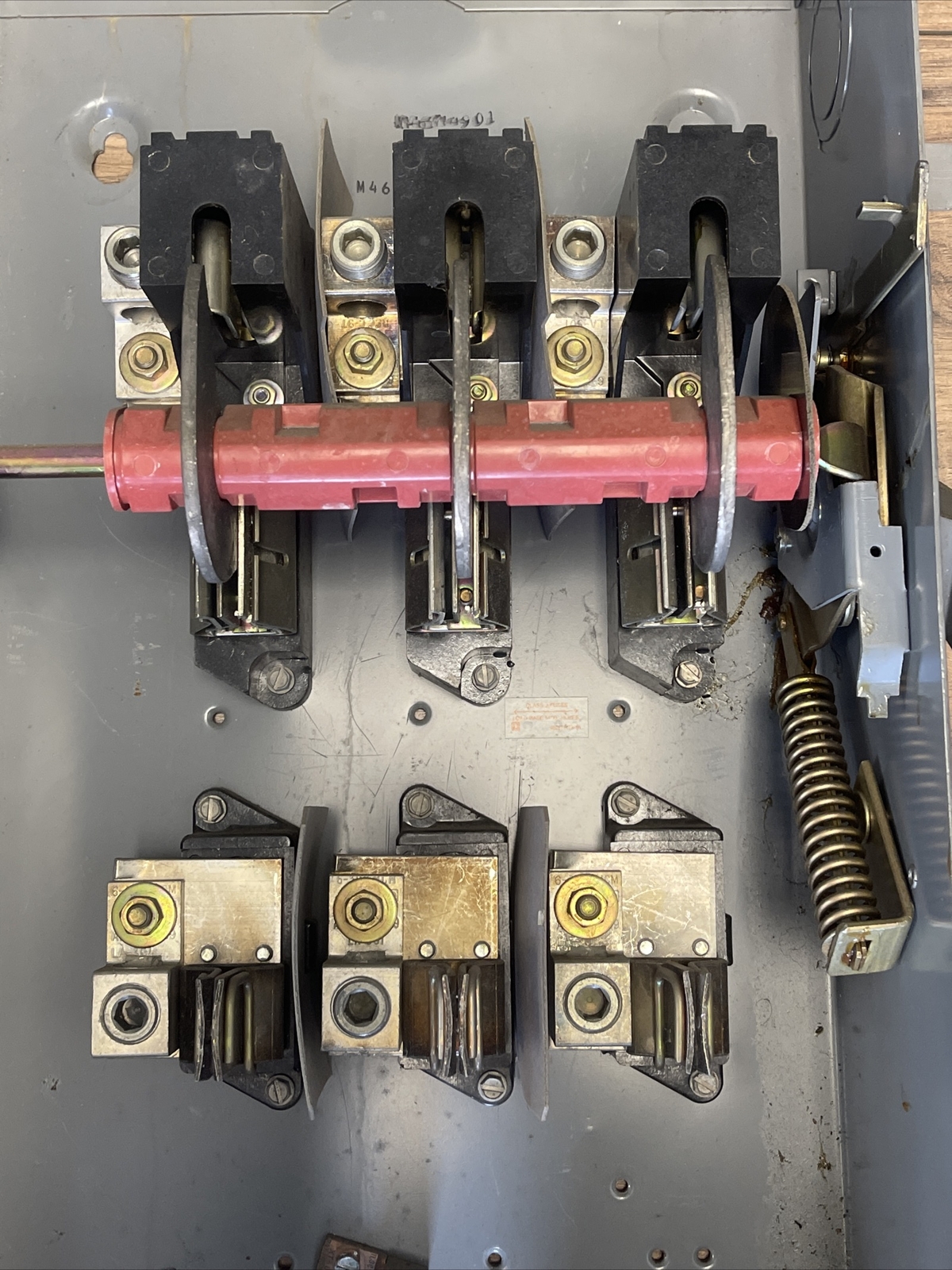 SQUARE D H324N FUSIBLE SAFETY SWITCH SERIES D2 240VAC 200AMP 60HP ...