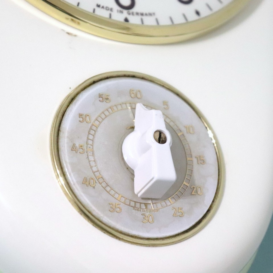 JUNGHANS Wall Brilliant! Clock KITCHEN TIMER! Vintage 1950 Beige Green ...