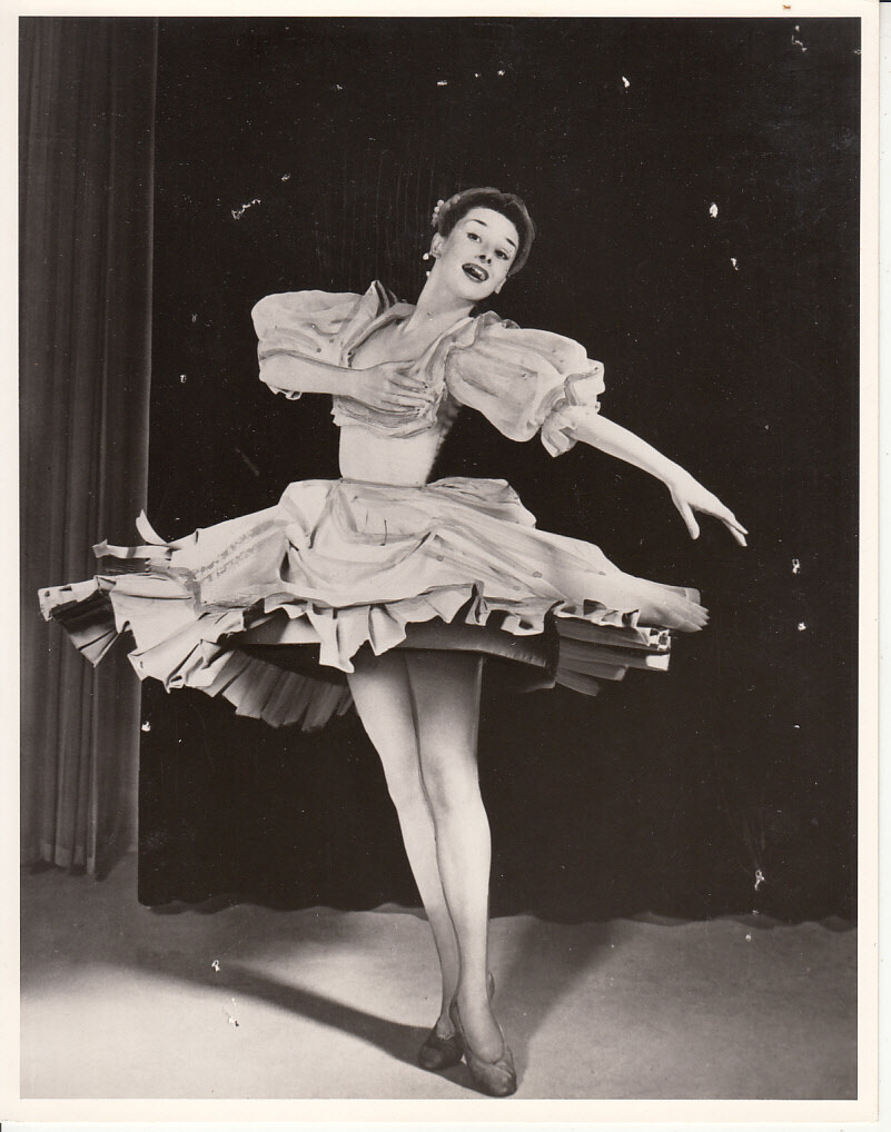 Audrey Hepburn Dancing
