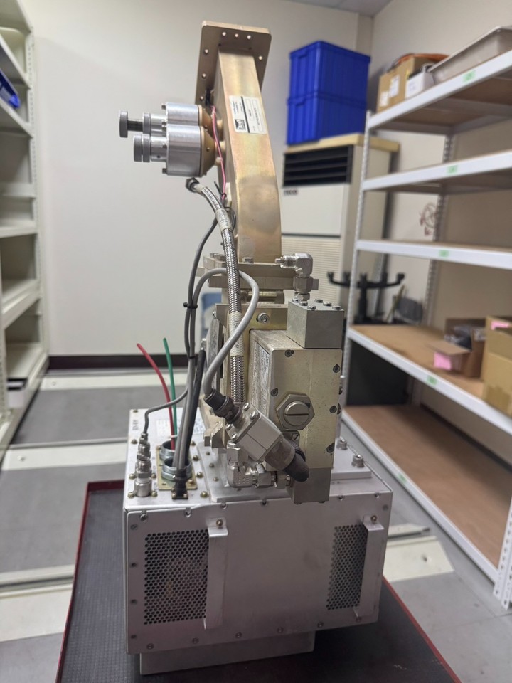 MICROWAVE MAGNETRON HEAD-3.5KW MKS D13449 / Isolator AKI-60A [AS-IS] | eBay