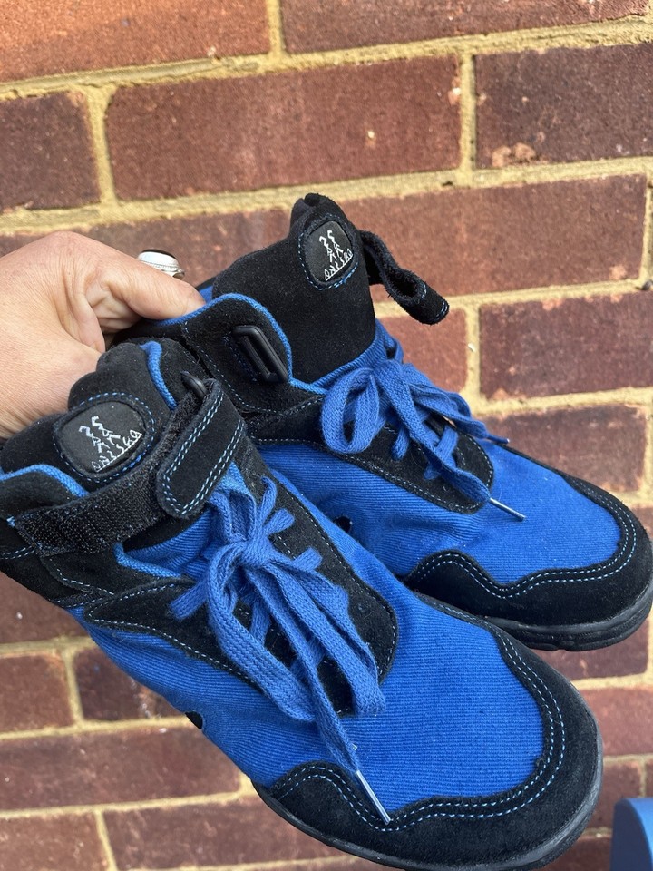 Sansha Hi-step Split Sole Dance Sneaker, Black sole and Blueupper ...