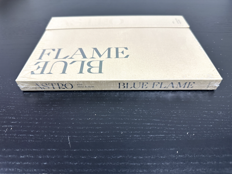 NON-PRISTINE [NEW & SEALED] Astro 6th Mini Album - Blue Flame (Book ver ...
