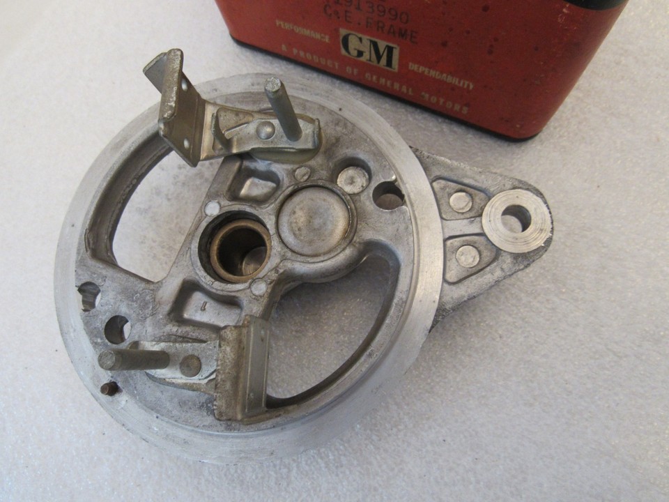 NOS 1938-52 Chevy Caddy Olds Pontiac Delco Generator Commutator Frame ...