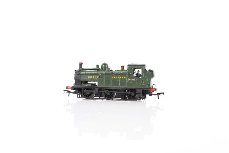 Mainline OO Gauge 0-6-0 GWR Green "9701" Steam Locomotive | eBay UK