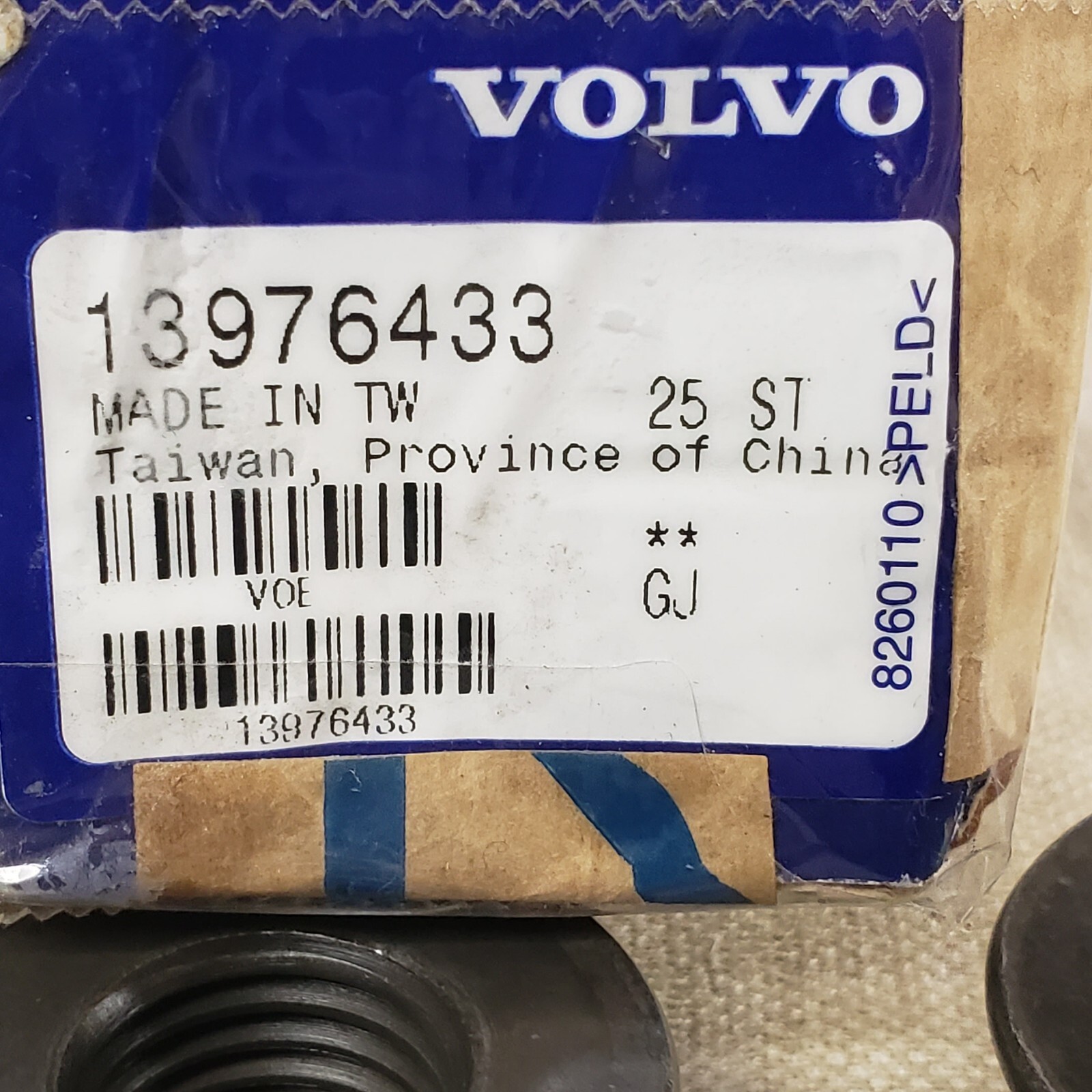 Volvo OEM 24Pk Flange Nuts VOE13976433 VOE 13976433 13976433 For ...