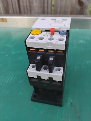 Eaton ZB32-4 2.4-4Amp Overload Relay with ZB32-XEZ Mounting Base | eBay