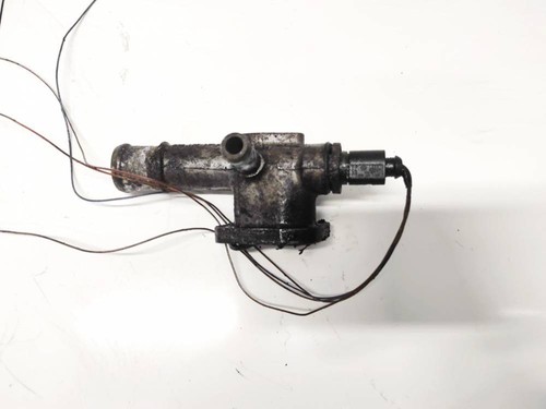 038121133a fluide de refroidissement du moteur Thermostat D4EB681 ...