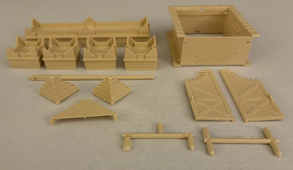 MARX CAPTAIN GALLANT FORT BATTLEMENTS FLAGPOLE CORNERSTONES TAN PLASTIC ...