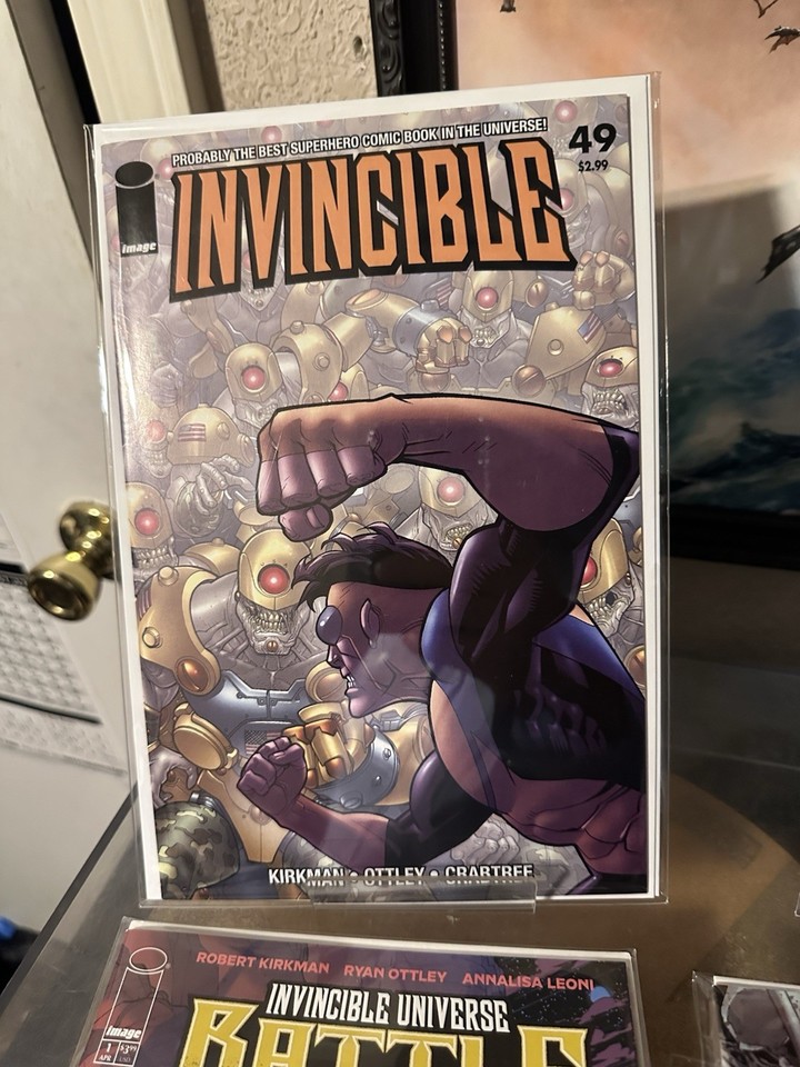 Invincible Comic Book Lot of 4 Invincible #17, #49, #112, Battle Beast ...