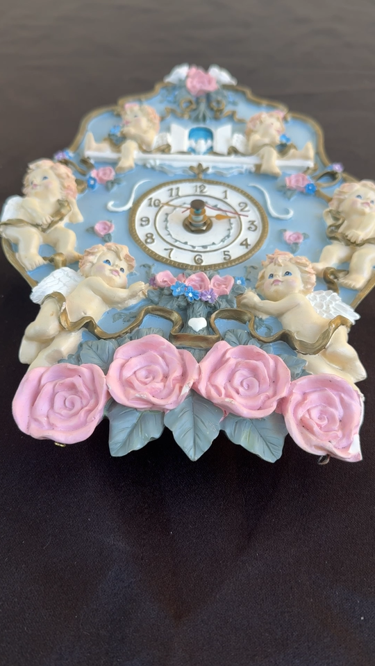 II Inc Wall Clock Angels VALENTINE Music Hourly Chimes Cherubs Roses ...