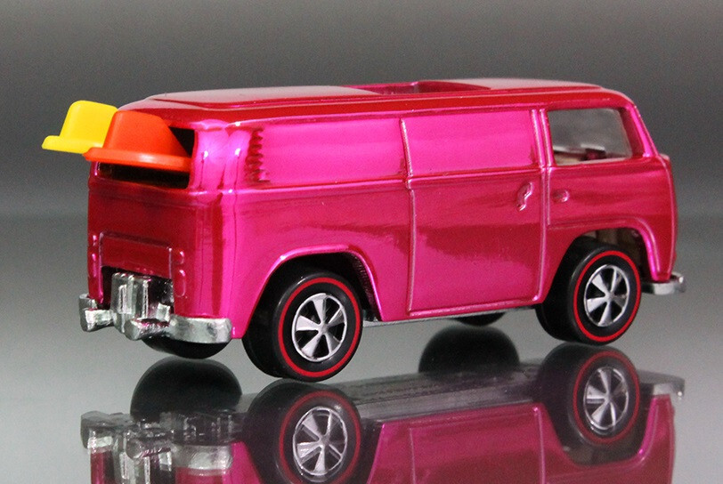 HOT WHEELS RLC VW T2 REDLINE BEACH BOMB TOO PINK VON/FROM 2002 - 1 von ...