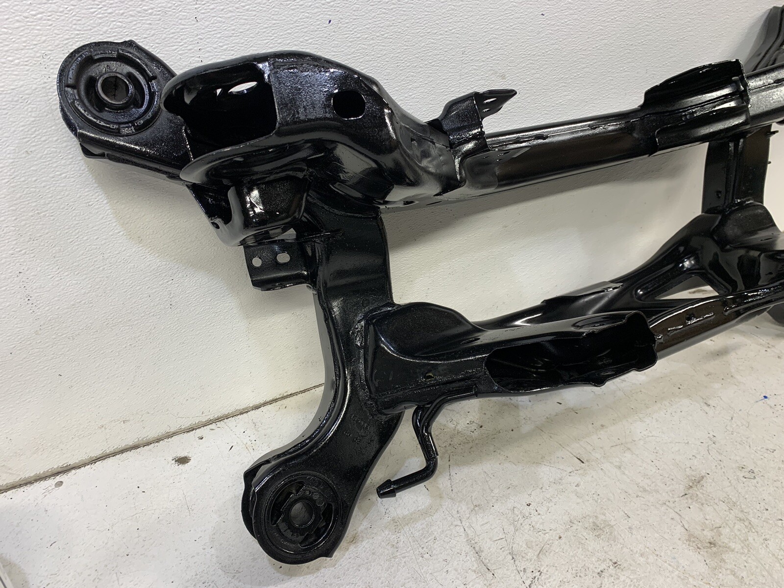 2010-2015 Dodge Journey AWD rear crossmember sub k frame cradle cross ...