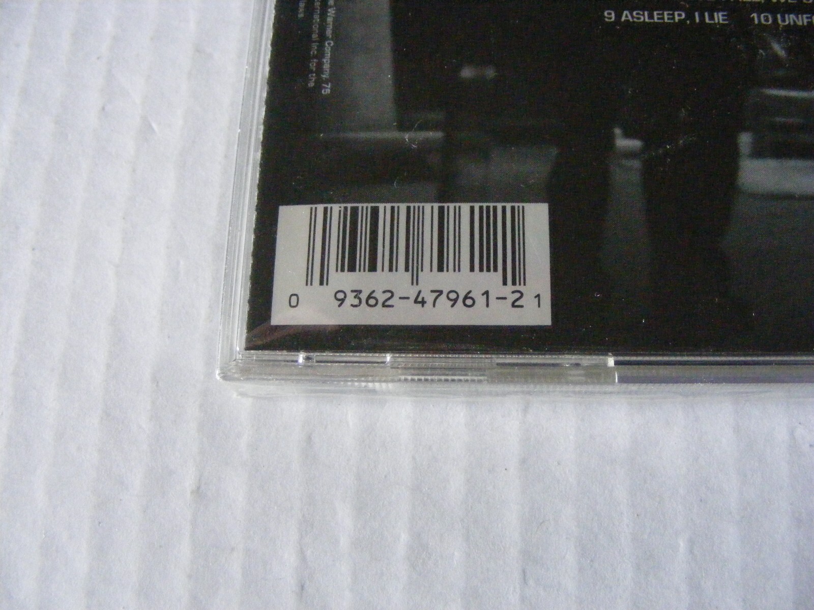 Earshot ‎"Letting Go" CD Sealed. Warner Bros. Records ‎9 47961-2. 11 ...