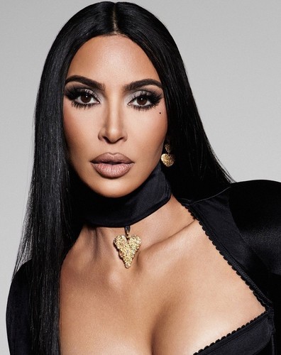 NWOT SKIMS Collared Choker Gold Heart Pendant | eBay