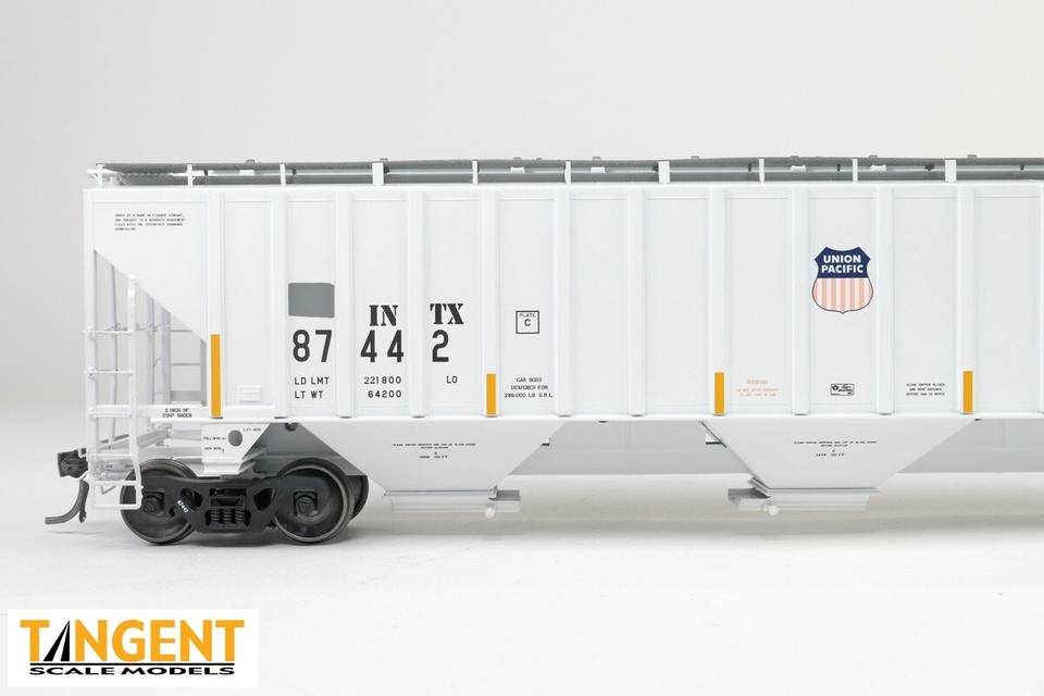 TANGENT HO Trinity 4750 Covered Hopper 36018 'INTX ex UP Patch 2013' | eBay