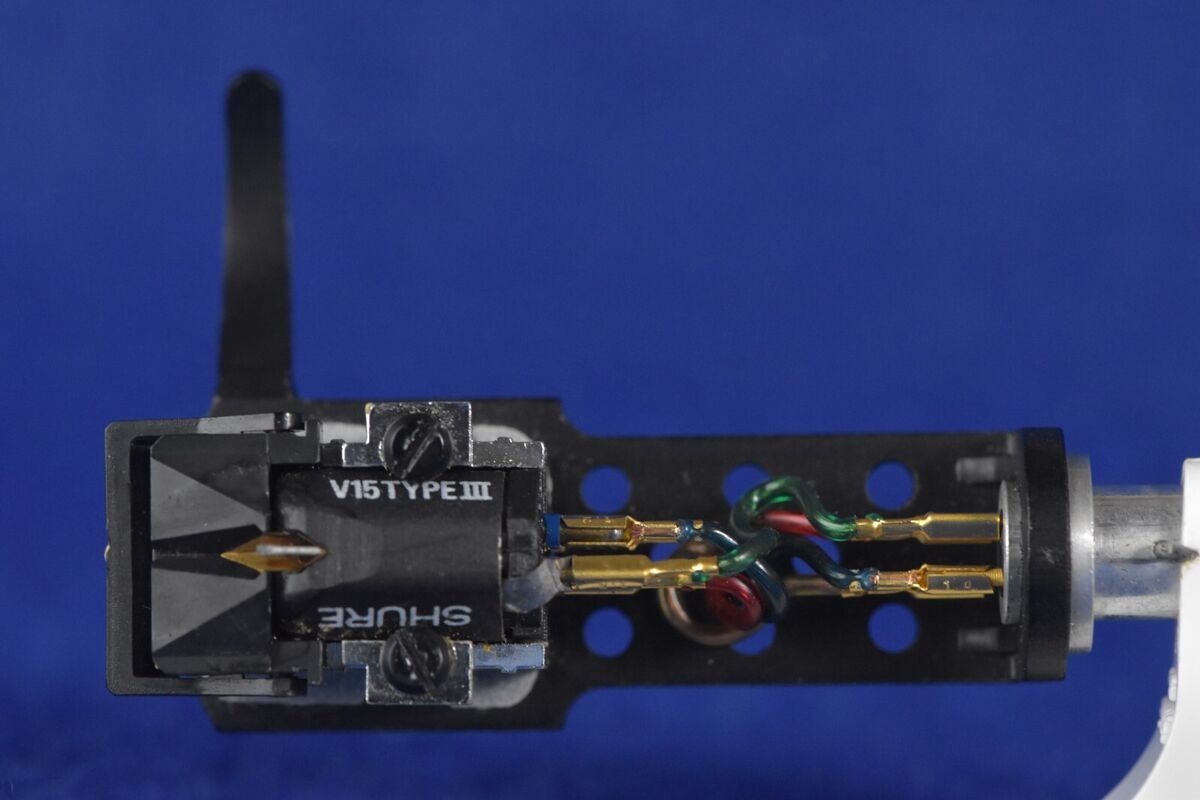 Shure V15 type III Cartridge w/ Super-Track Shure V15 type III Cartridge w/ Super-Track