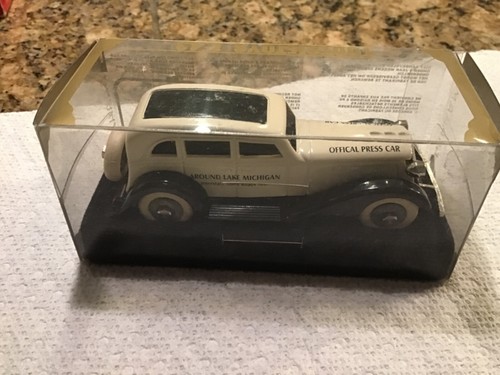 VINTAGE TOOTSIETOY DIECAST GRAHAM SEDAN GREEN TOY CAR | eBay