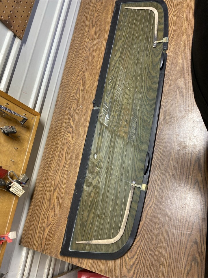 2013 Cadillac Escalade EXT / Avalanche Rear Back Heated Glass Window ...