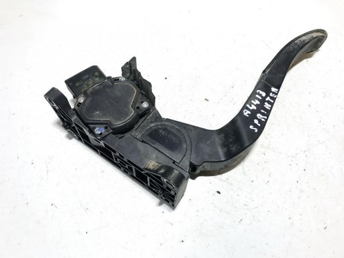 0281002335 a9013000404 492104786 Accelerator throttle pedal (pot ...