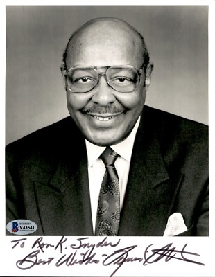 Louis Stokes Signed Ohio Congress 7x9 Photo Beckett COA Personalized To ...