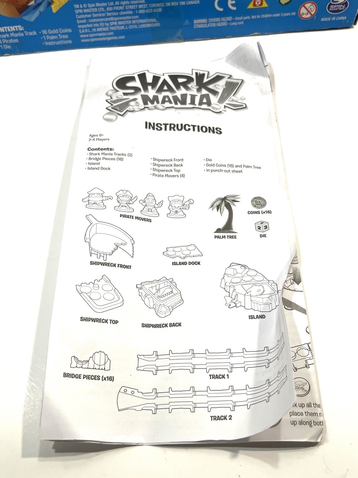 Shark Mania Chomping Race Game SpinMaster Pirate Family Board Game 100% ...