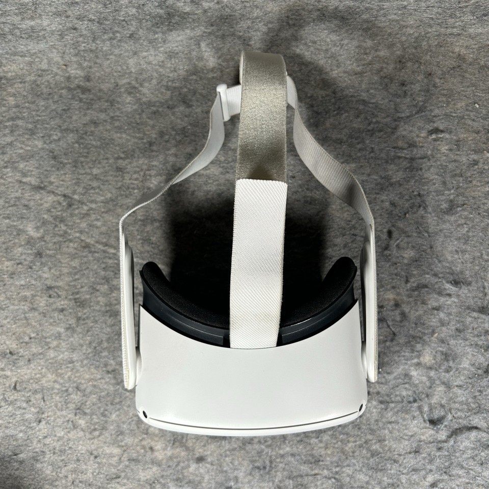 Meta Oculus Quest 2 128GB VR Headset with Controllers | eBay