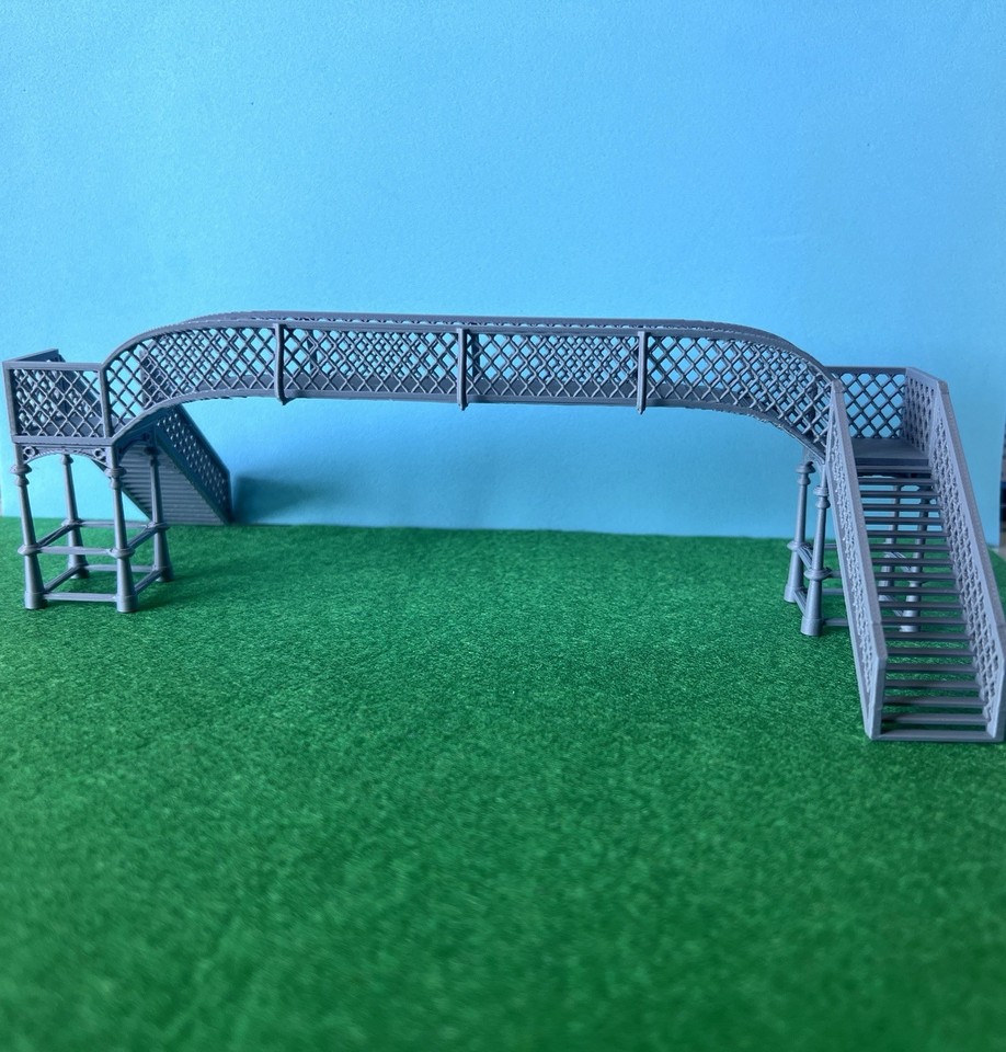 00 Gauge 1:76 Model Railway platform footbridge scenery | eBay UK