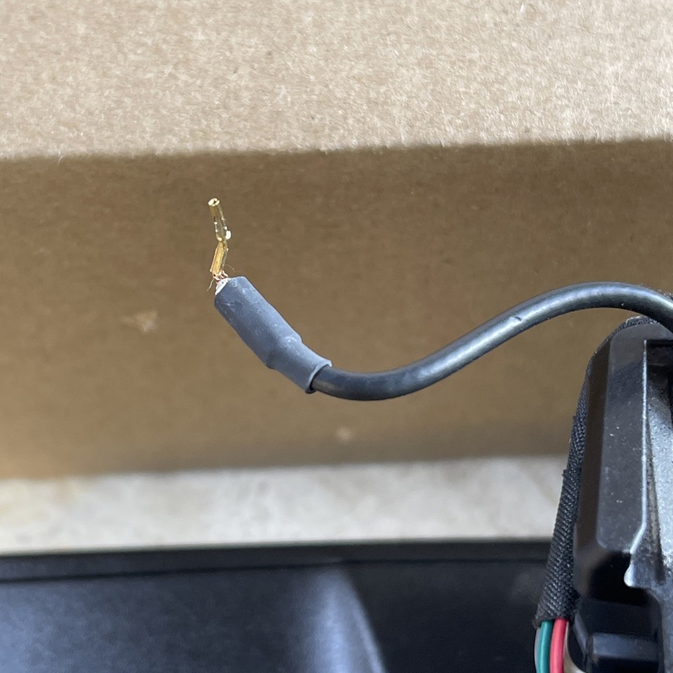 OEM Rear View Mirror 2021-2025 GMC/Cadillac 13564447 Used Damaged | eBay