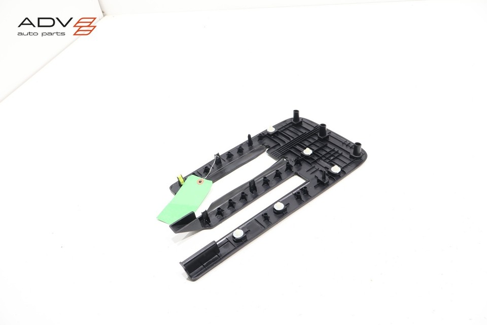 2012 - 2022 TOYOTA SEQUOIA REAR 2ND ROW RIGHT SIDE SEAT TRACK END COVER ...