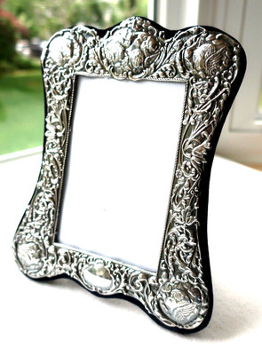 Picture Frames - Frame With Cherub - Vatican