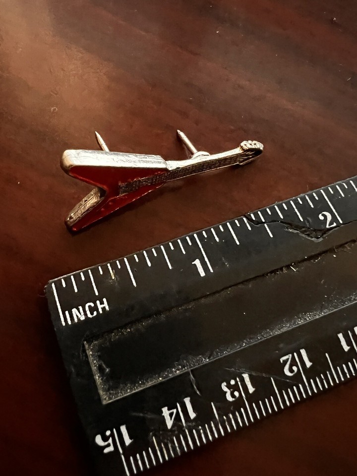 Flying V Guitar Vintage Gibson Pin 80's Rock Metal Memorabilia Hat ...