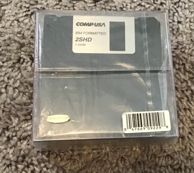 10 pack of IBM CompUSA 3.5" 2HD Diskettes/Floppy Disks 1.44MB New for ...
