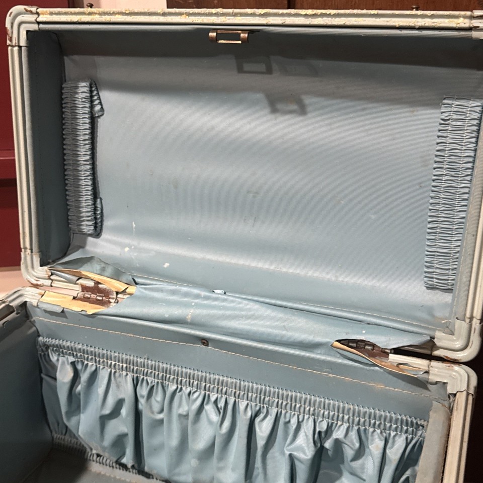 Vintage 1950s SAMSONITE Mint Green Tweed Train Case Luggage Make Up ...