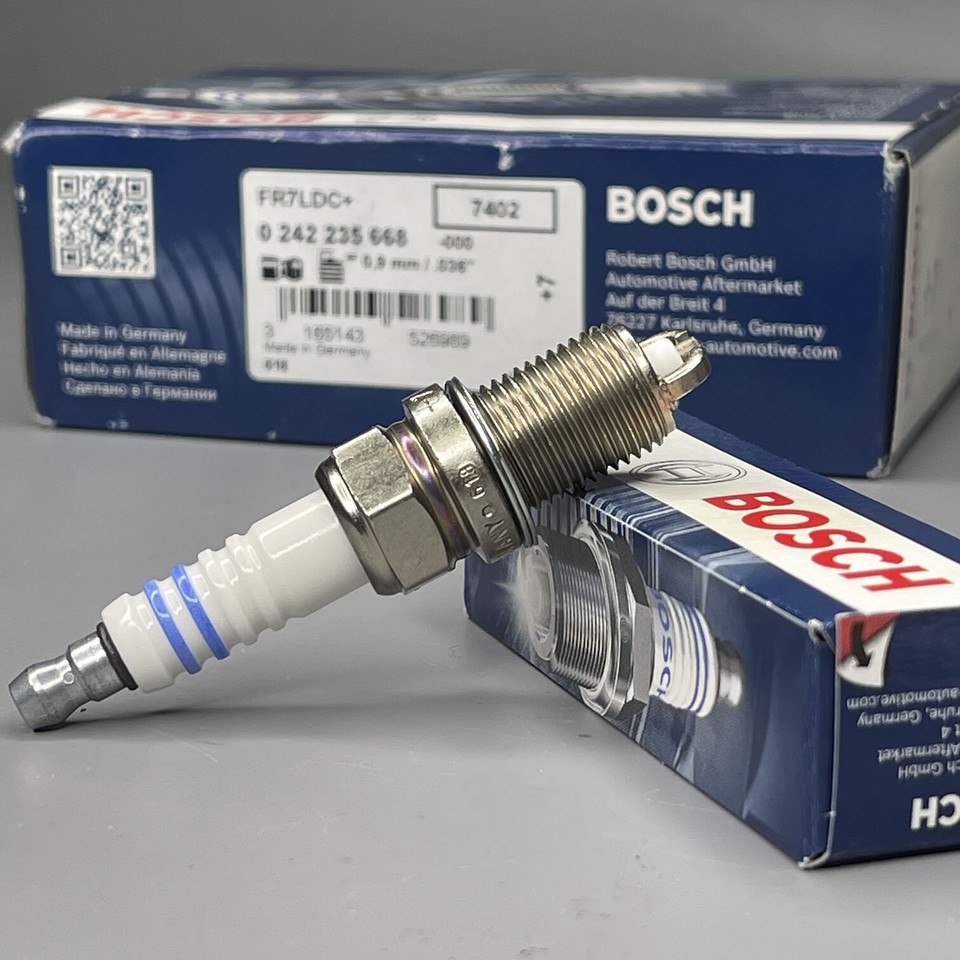 8 Pcs OE Germany Yttrium Spark Plug For Audi R8 S8 BMW 745i X3 Toyota ...